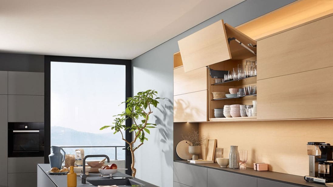 How to build a wall cabinet: practical advice and common pitfalls