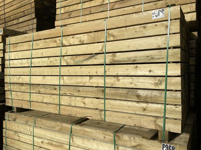 Storing timber. A professional guide to wood storage.
