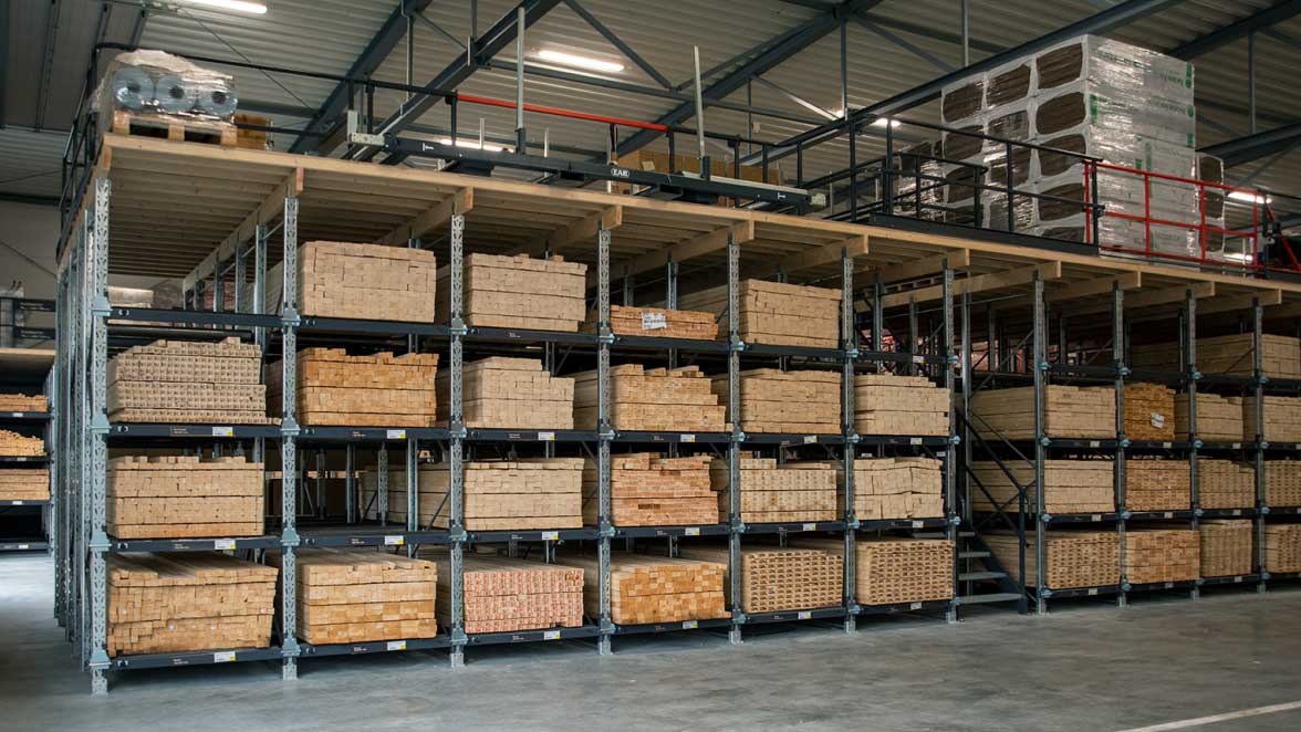 Storing timber. A professional guide to wood storage.